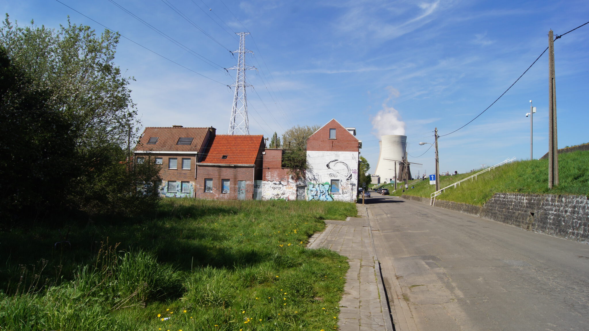 Doel – Het polderdorp dat standhoudt aan de Schelde – Torries