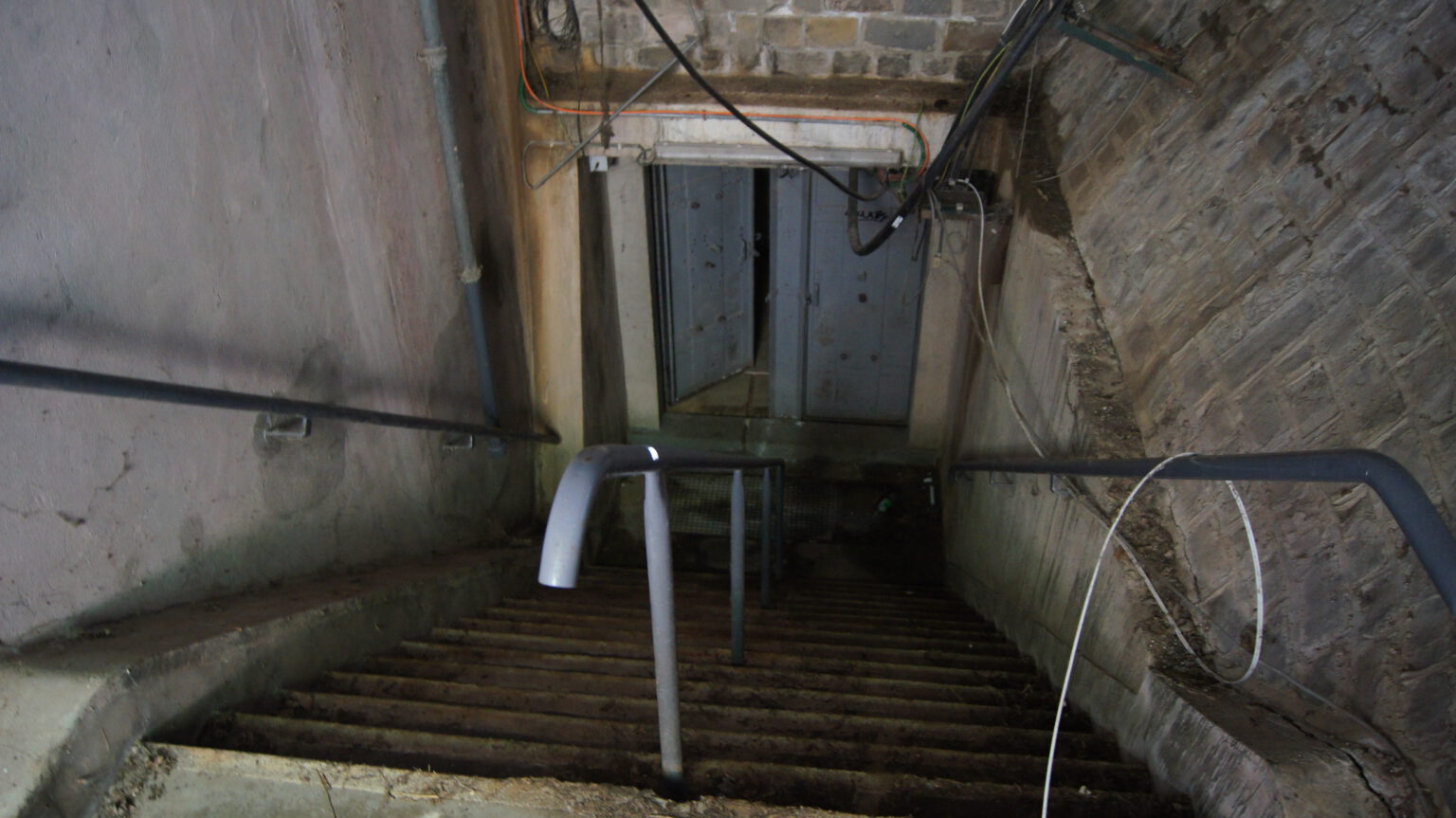 Verlaten NAVO bunkercomplex CRC Glons in België